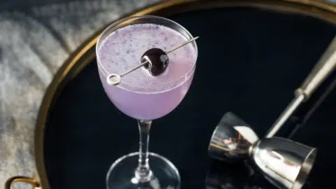 What Does Crème De Violette Taste Like? And What is it Exactly ...