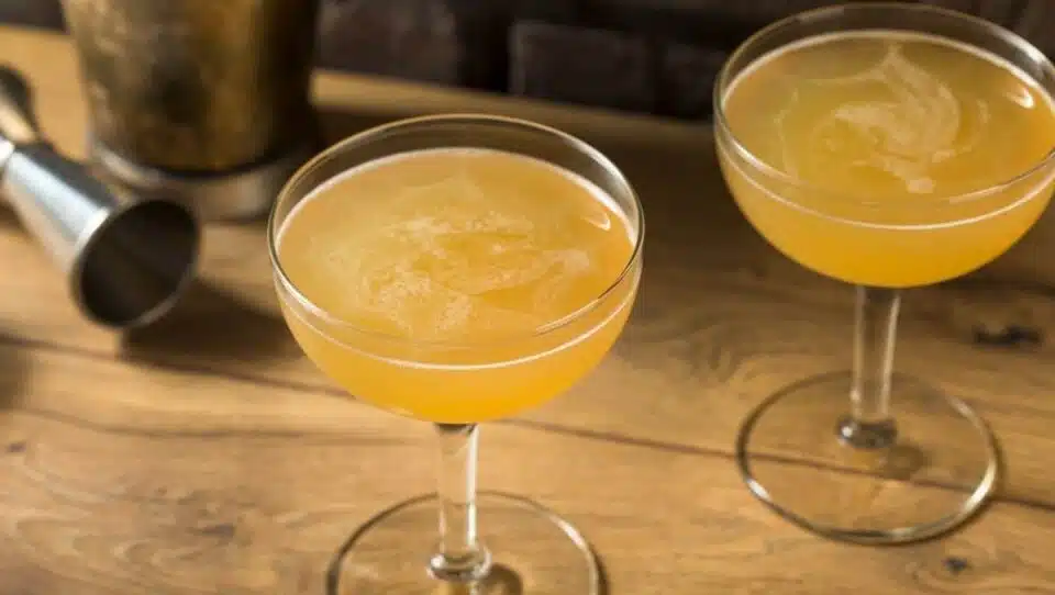 Best 13 Triple Sec Cocktails | Cocktail Society