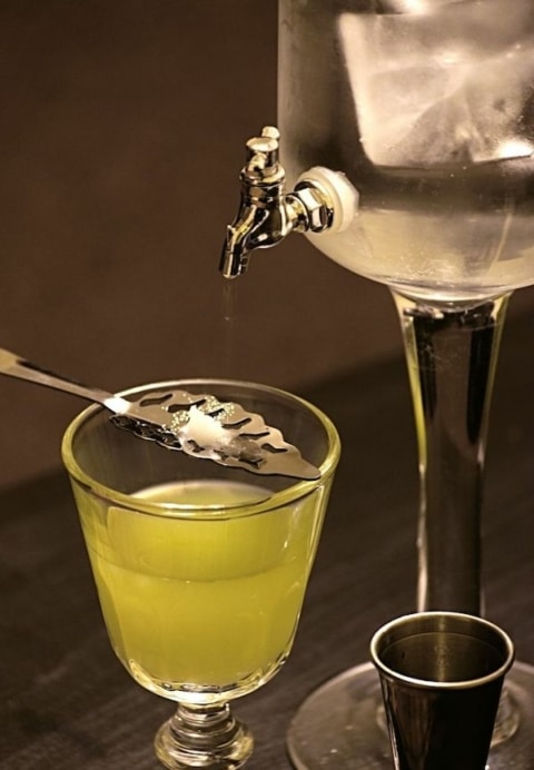 How to drink Absinthe | Cocktail Society